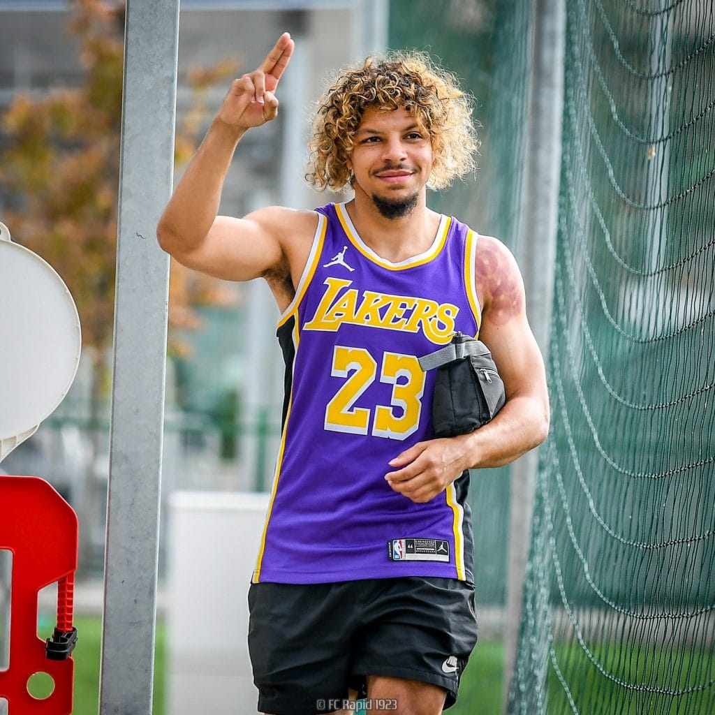 22 DE JUCĂTORI LA REUNIRE - FC Rapid 1923