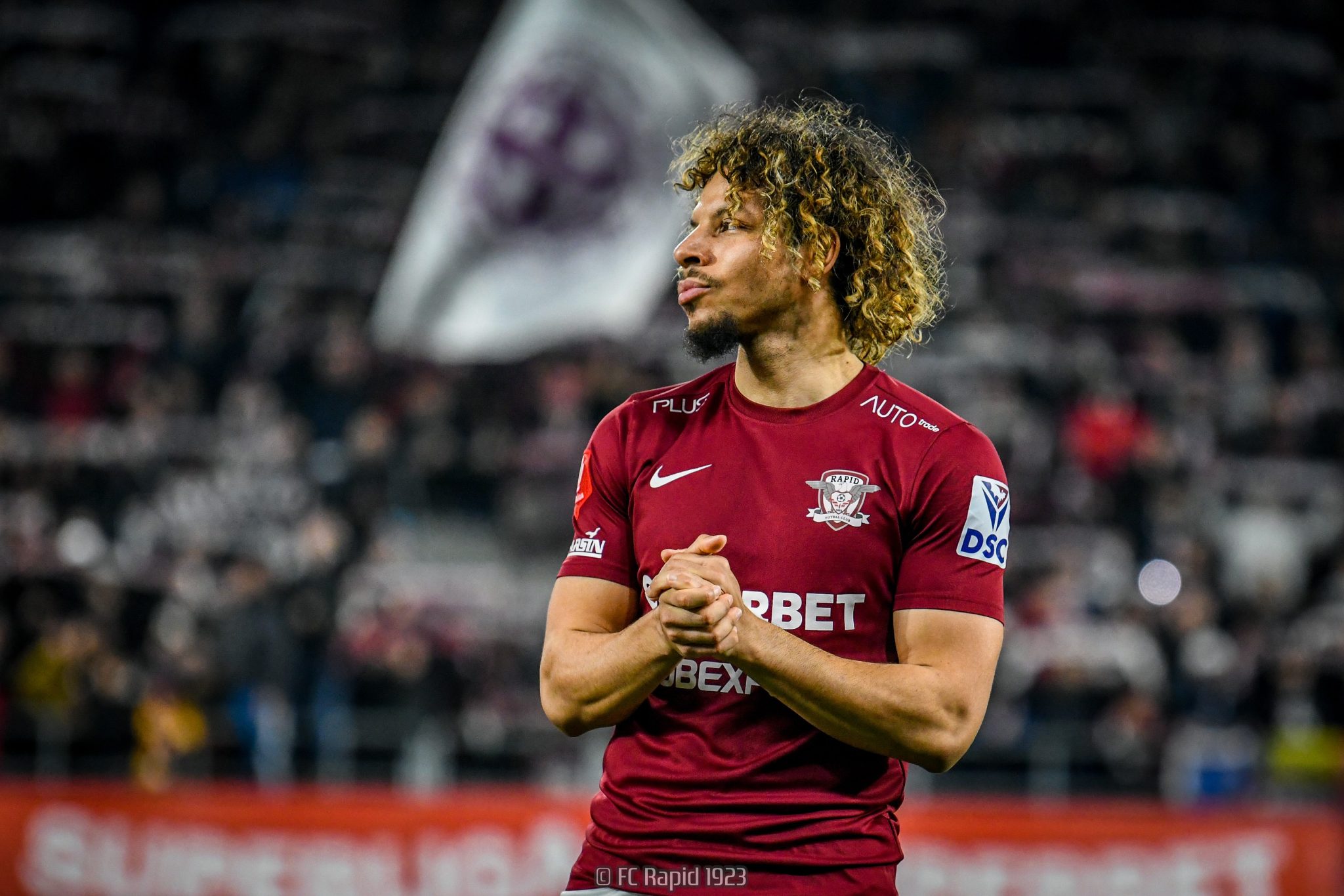 "JAYSON PAPEAU ESTE UN ATLET INCREDIBIL" - FC Rapid 1923